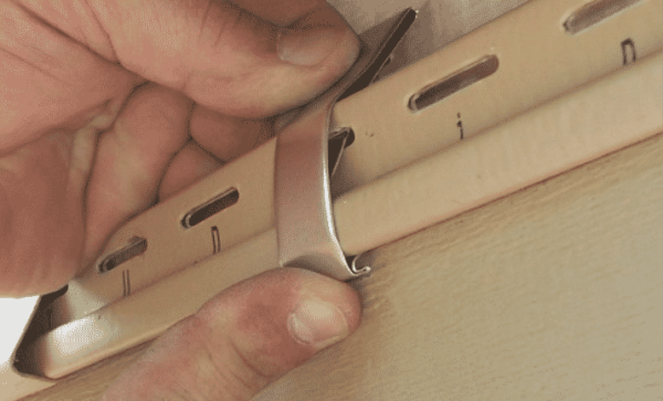 Vinyl Siding Clips & Fasteners for Loose Siding - Master Key